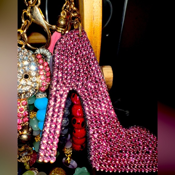 Mailers N More | Accessories | Glitter Shoe Keychain | Poshmark
